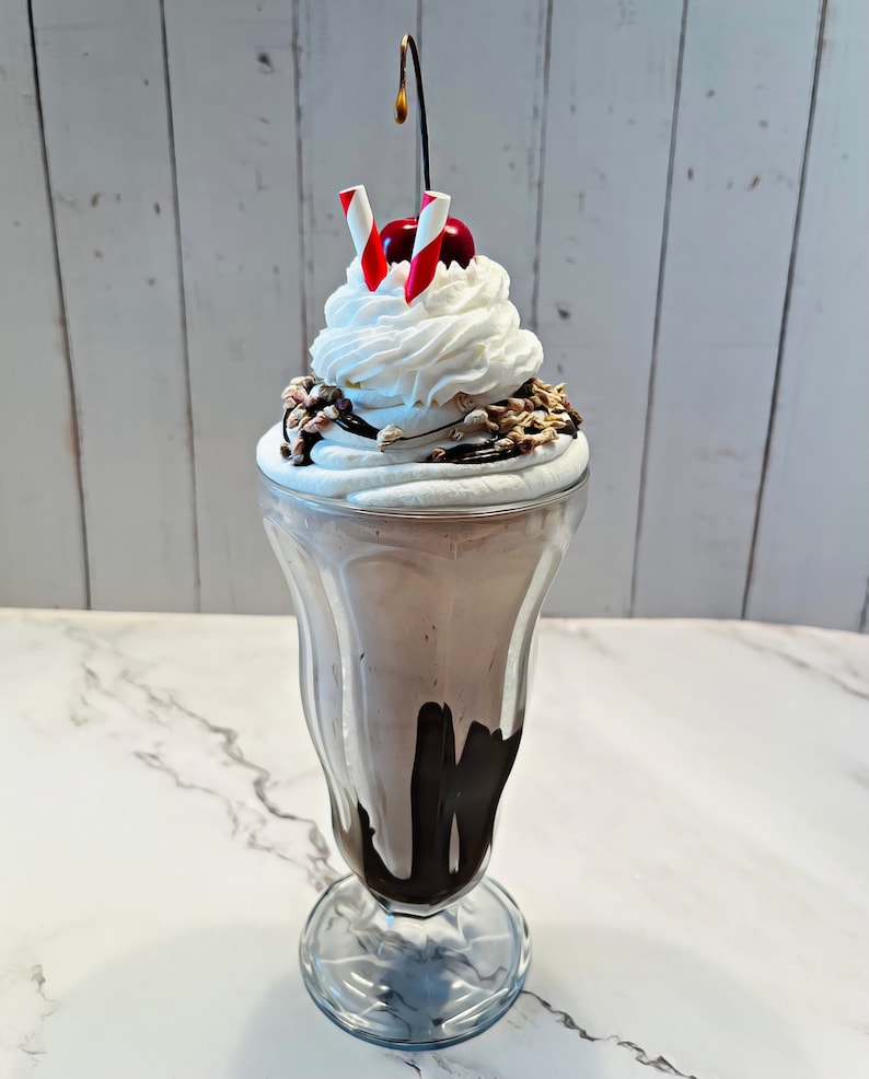 DEZICAKES Fake Milkshake Classic Chocolate Crazishake Tall Parfait Prop ...