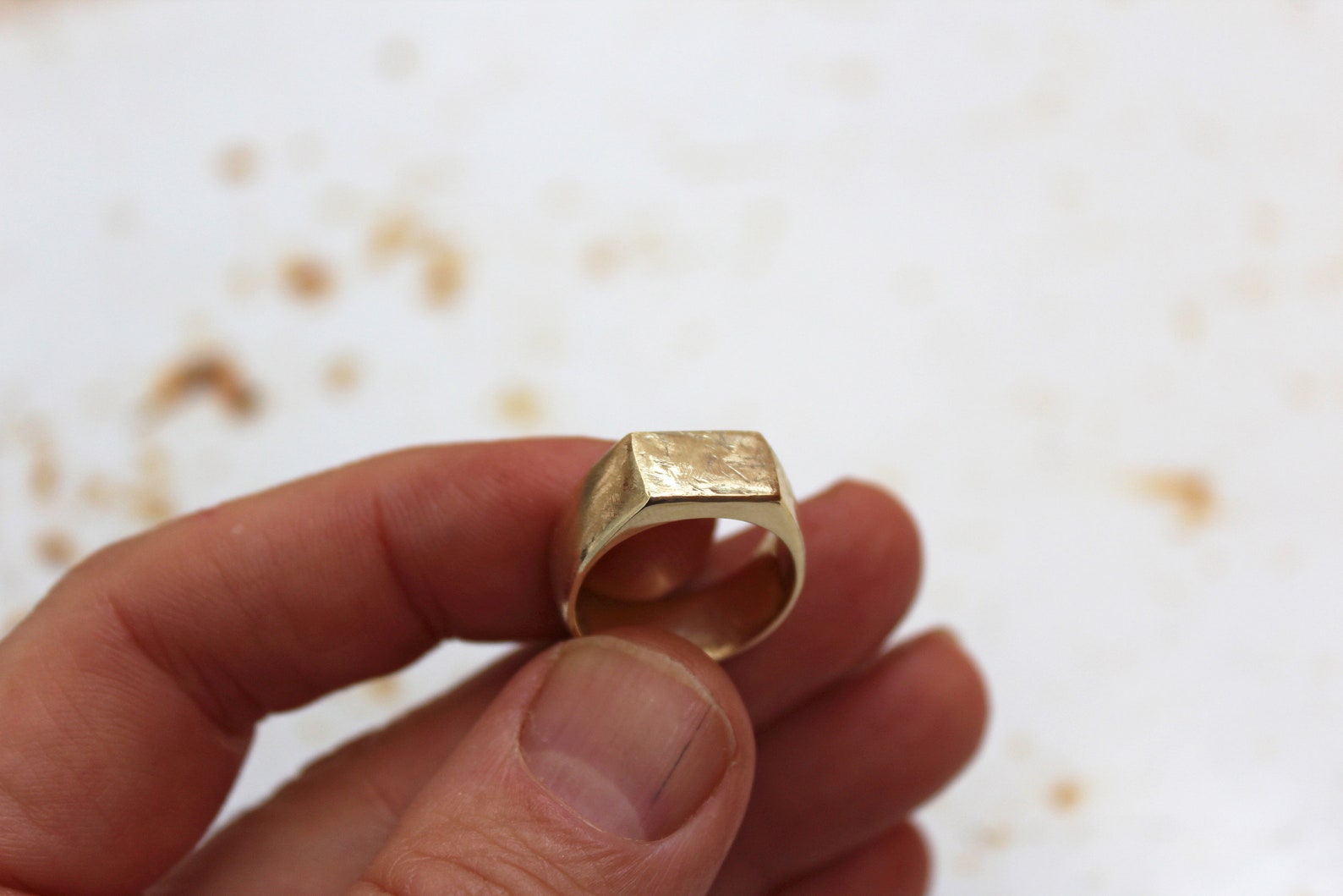 Solid Gold Signet Ring - Etsy