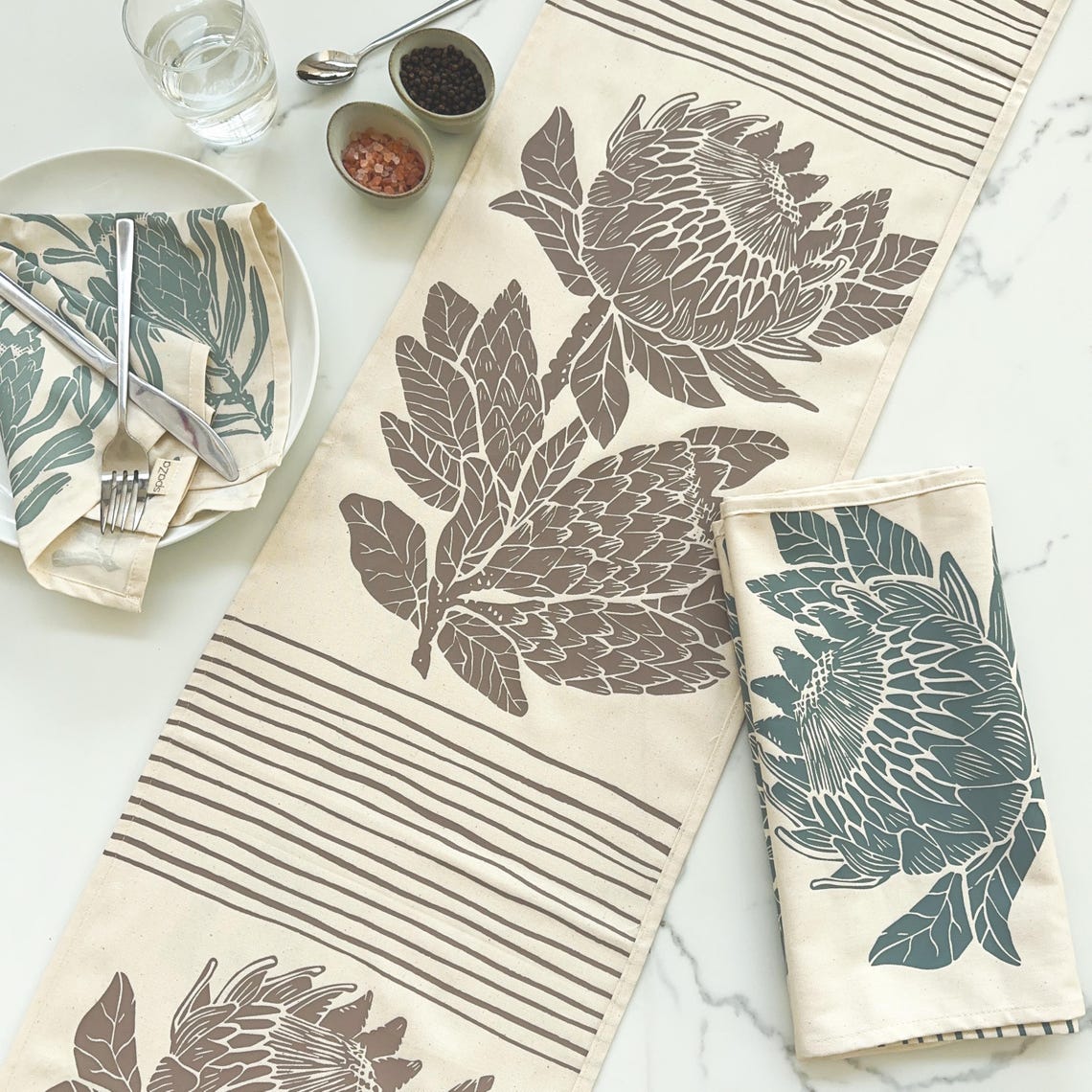 Table Runner Protea Print | Tablecloth and Table Decor - Etsy
