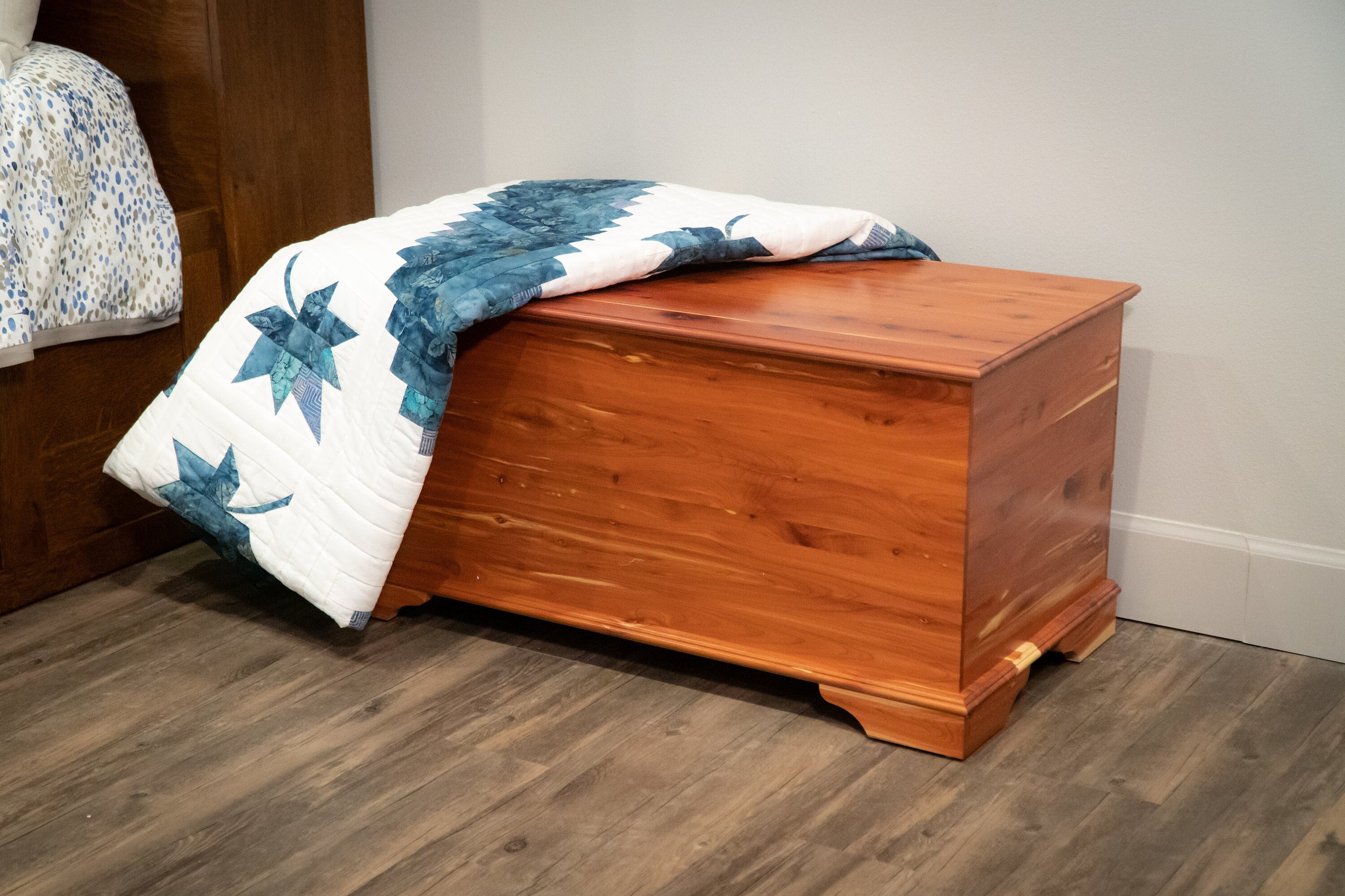 42" Large Cedar Hope Chest, Aromatic Cedar Storage Trunk, Amish Made ...