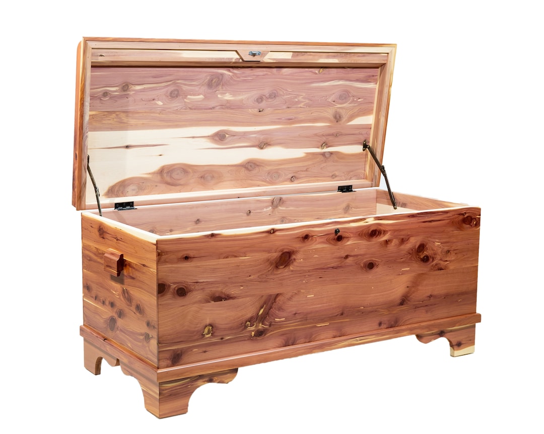 45" Large Cedar Wood Hope Chest With Waterfall Edge, Lockable Storage ...