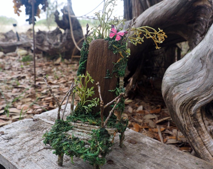 Fairy Chair, Made With Wood Twigs and Driftwood With a Butterfly - Etsy