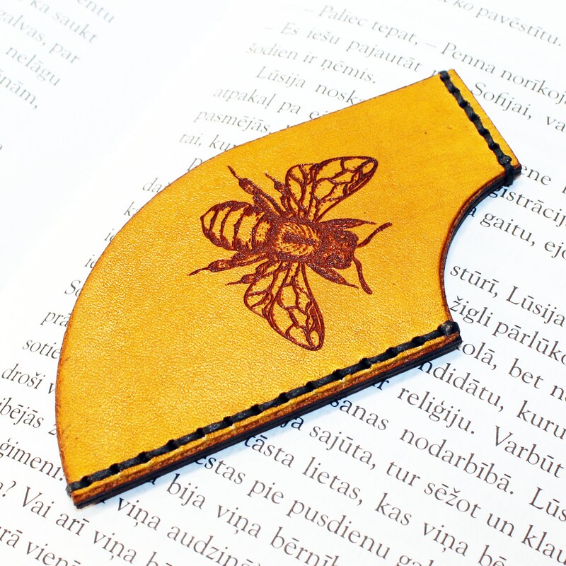 Bee Bookmark - Etsy
