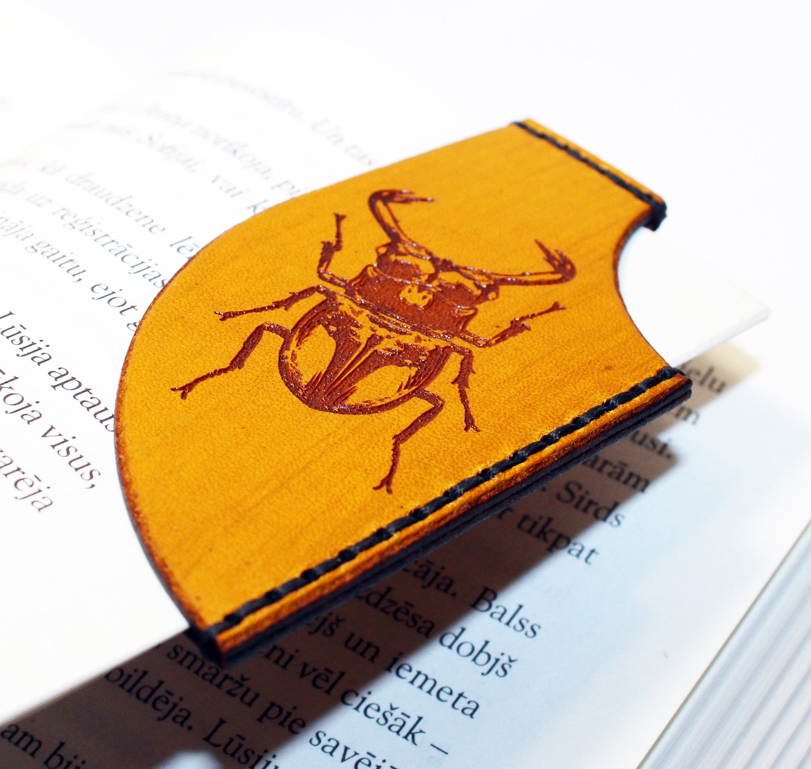 Bug beetle bookmark bookmark corner gifts for booklover | Etsy