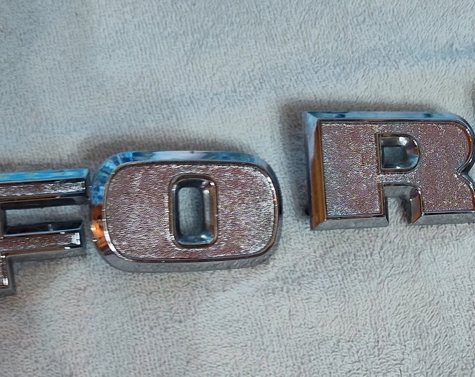 Vintage 1960's 70's FORD Letter Emblem 100691 1006592 100693 100694 ...