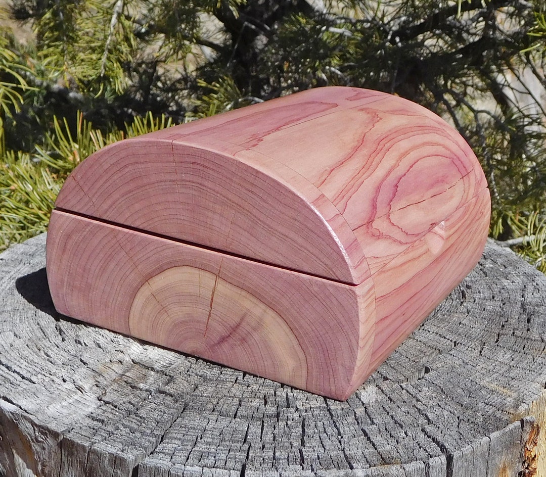 Red Cedar Log Box With Hinged Lid and Polyurethane Finish, Small Chest ...
