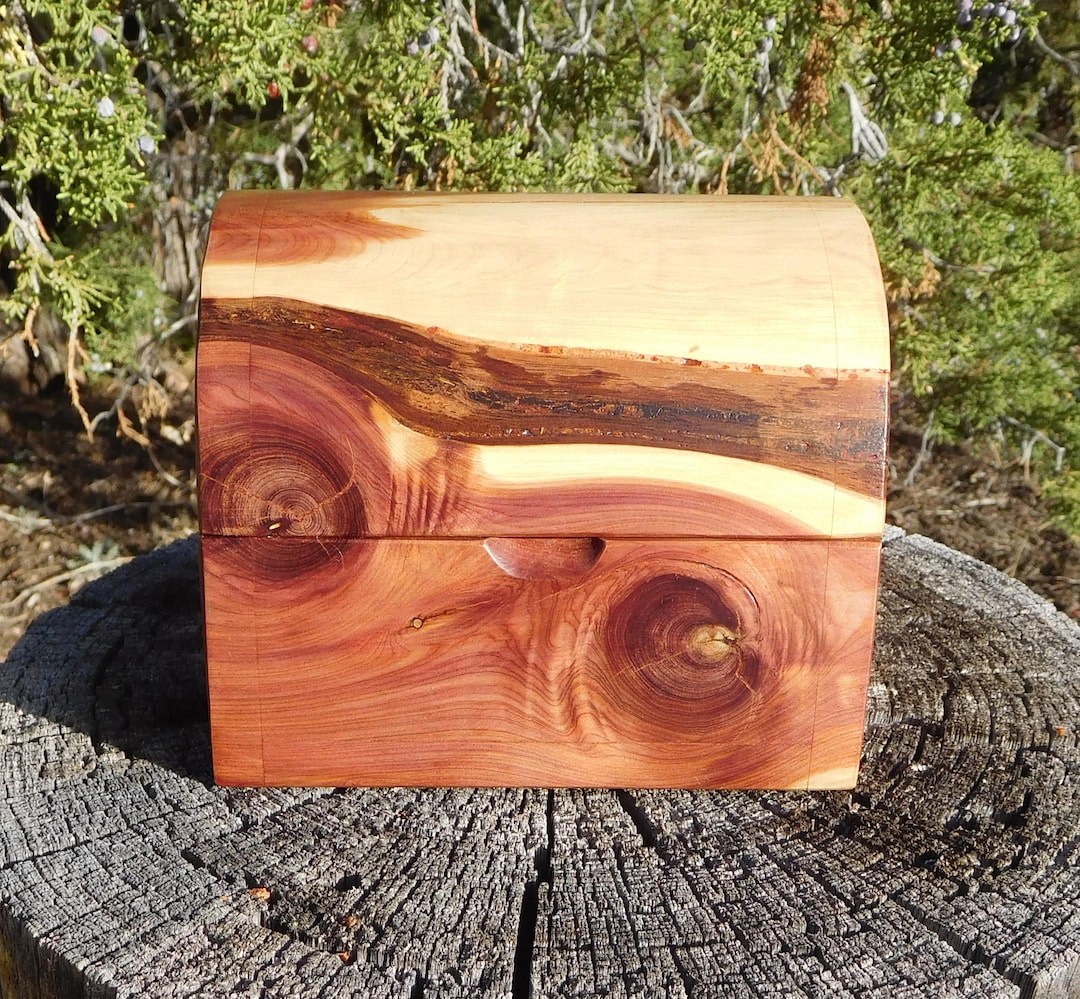 Red Cedar Log Box With Hinged Lid and Polyurethane Finish, Small Chest ...