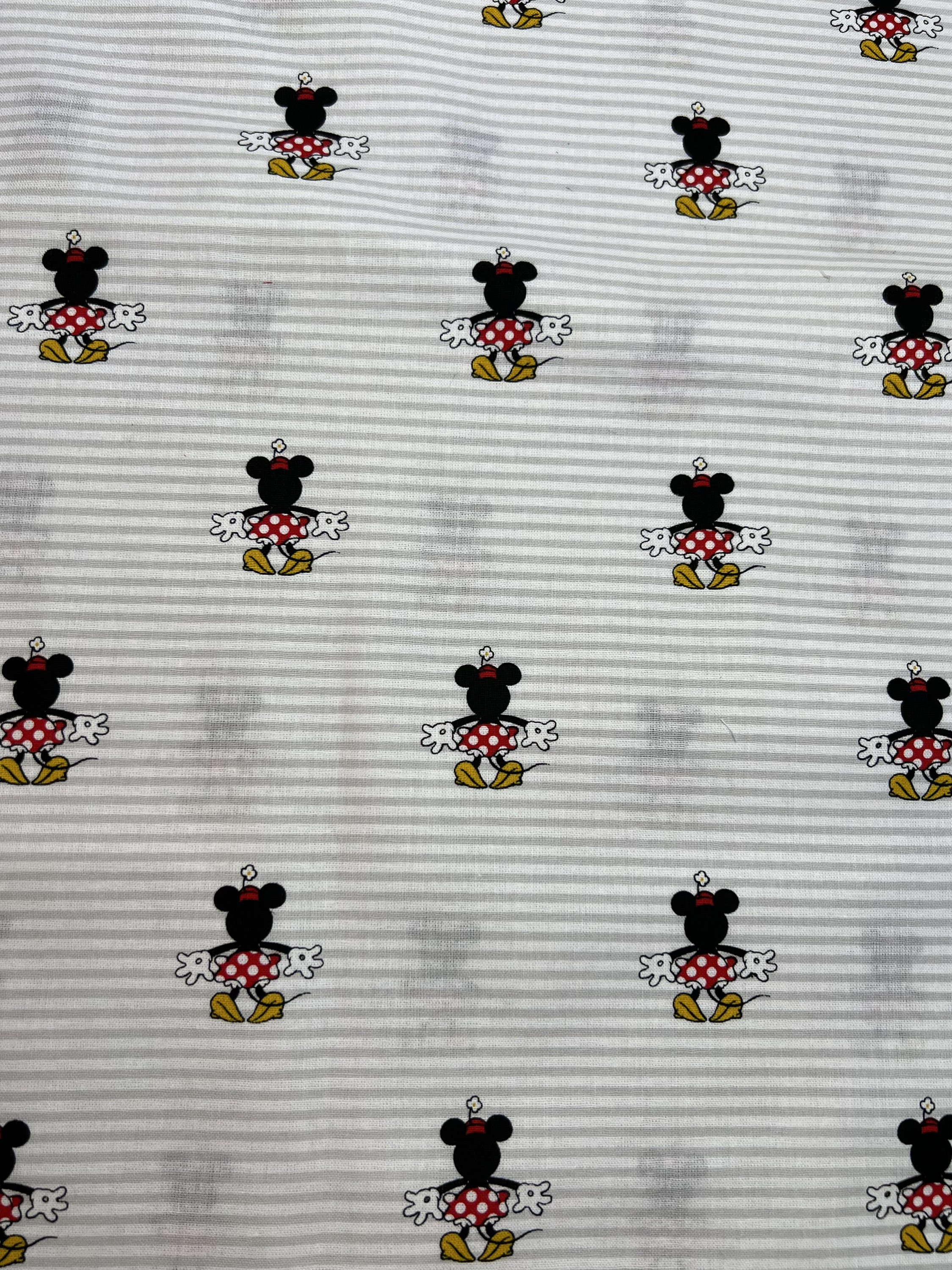 Minnie Mouse Cotton Fabric in White and Lined Background/ by the Yard ...