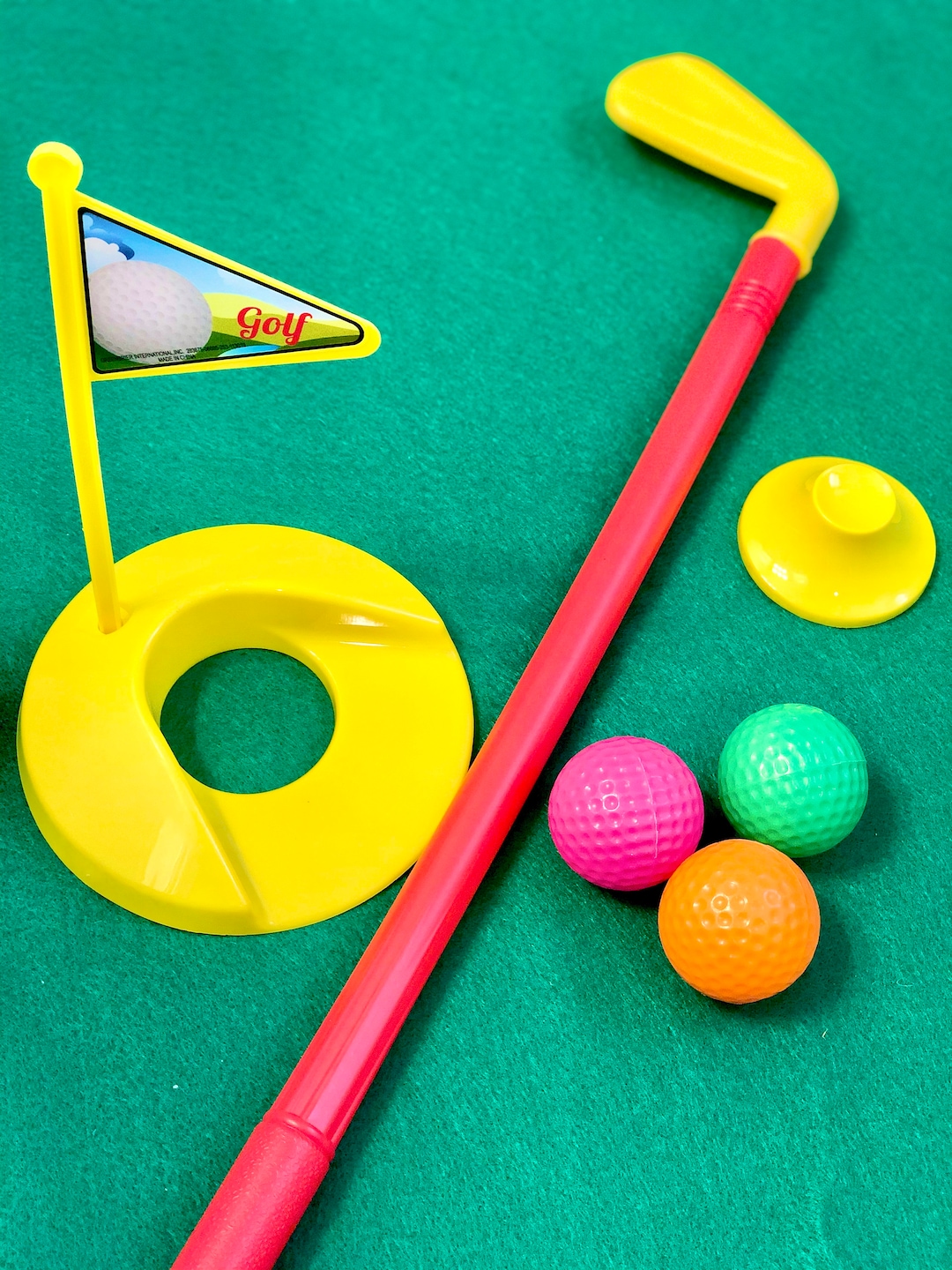 PARTEE on the POTTY Putter, Golf Green Gag Gift Set Mini Novelty Indoor ...