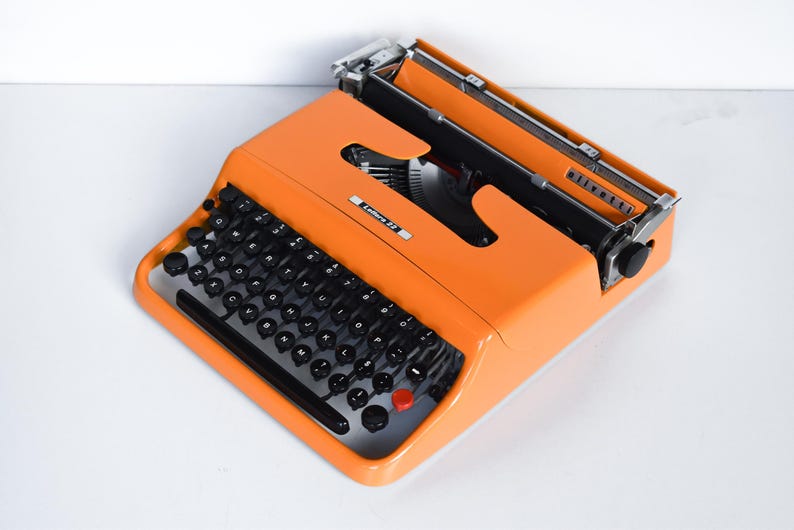 CUSTOM COLORS AVAILABLE - Orange Olivetti Lettera 22 Typewriter ...