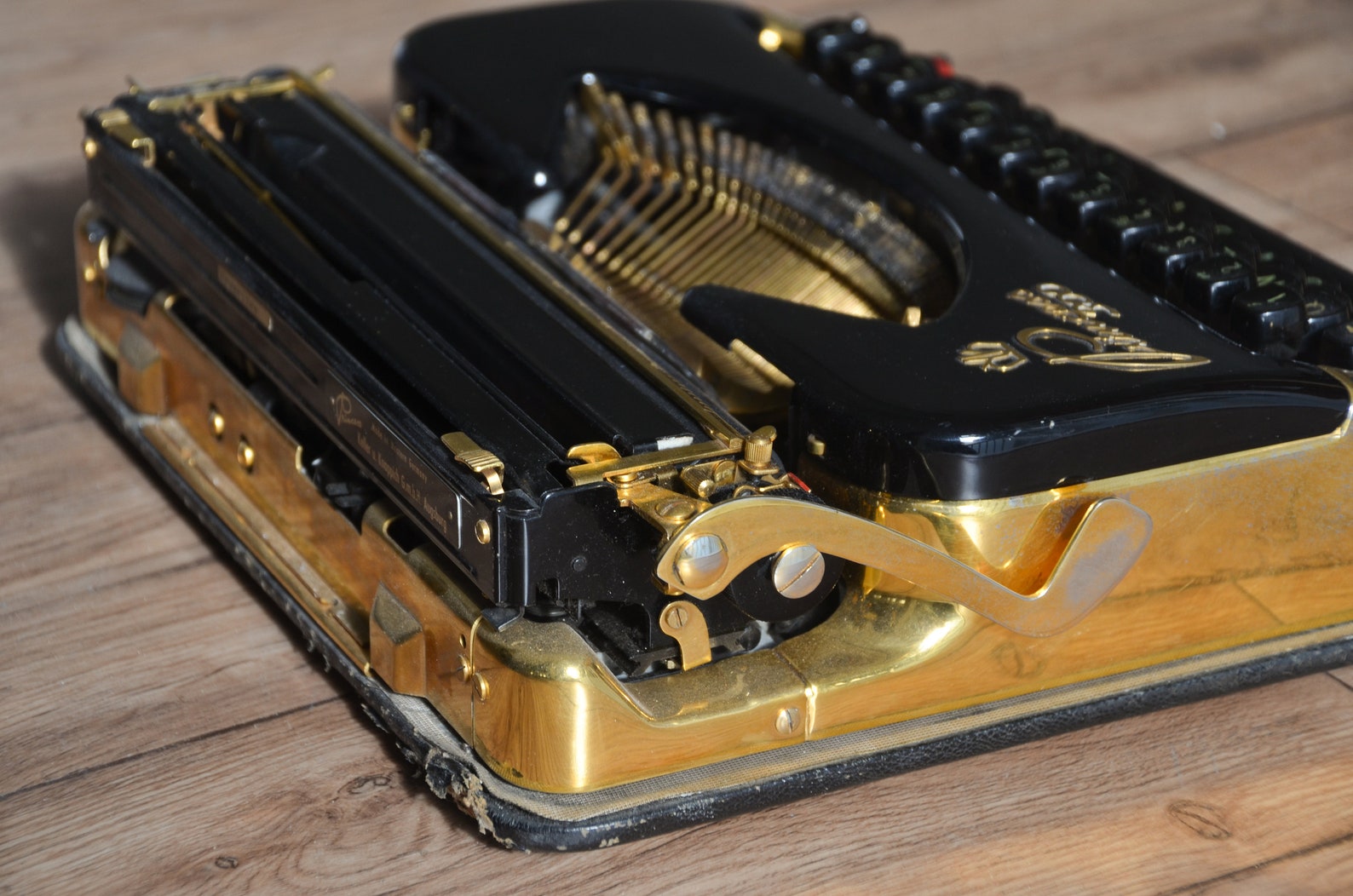GOLD PLATED Typewriter - Working Princess 300 - Professionally Serviced ...