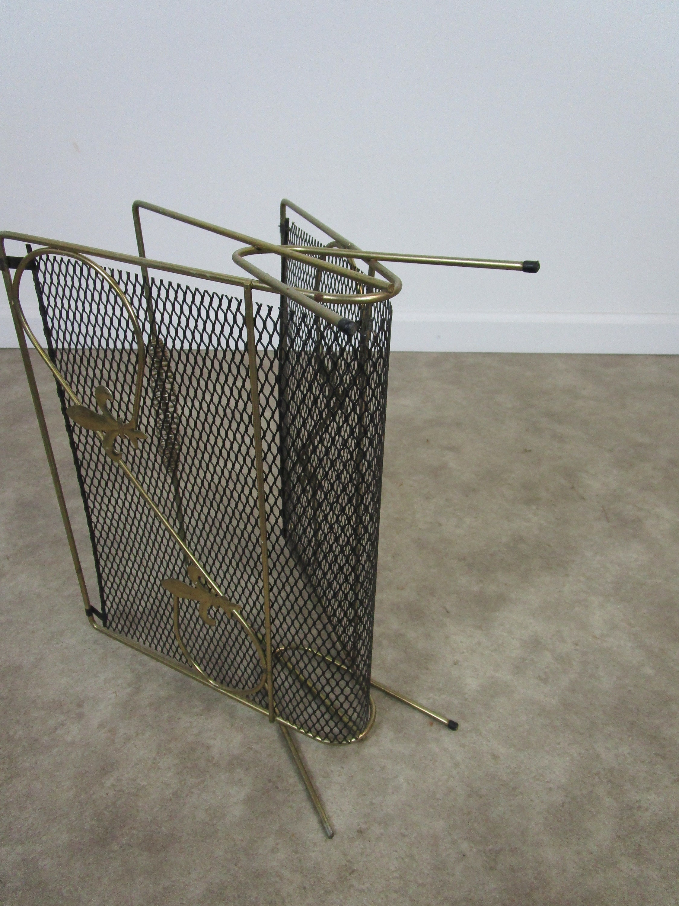 Mid Century Wire Magazine Rack | Etsy