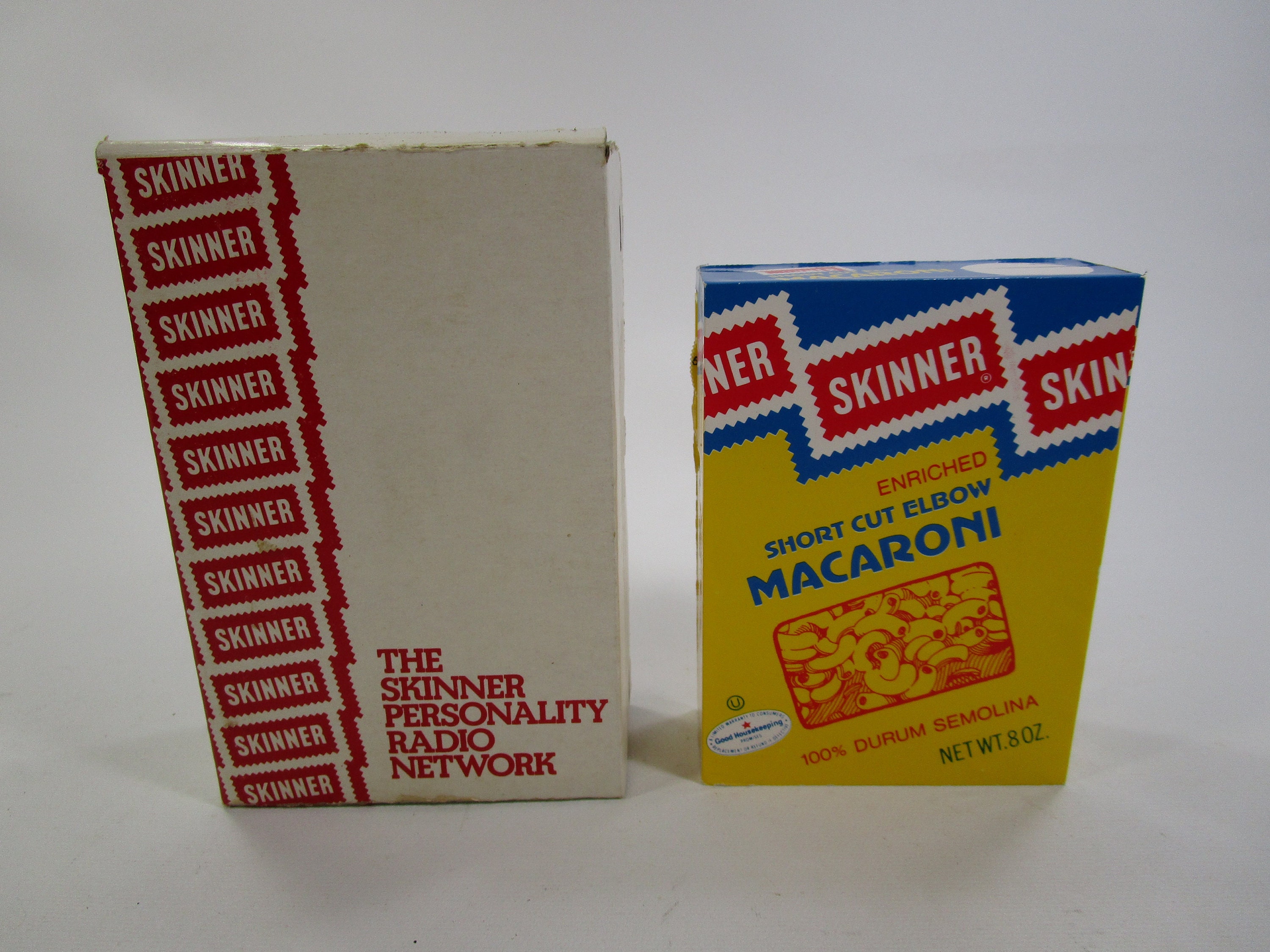 Vintage Skinner Macaroni Box Toy Radio - Etsy