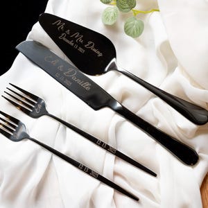 Personalized Wedding Cake Plate and Forks Set: Engraved Dessert Forks ...