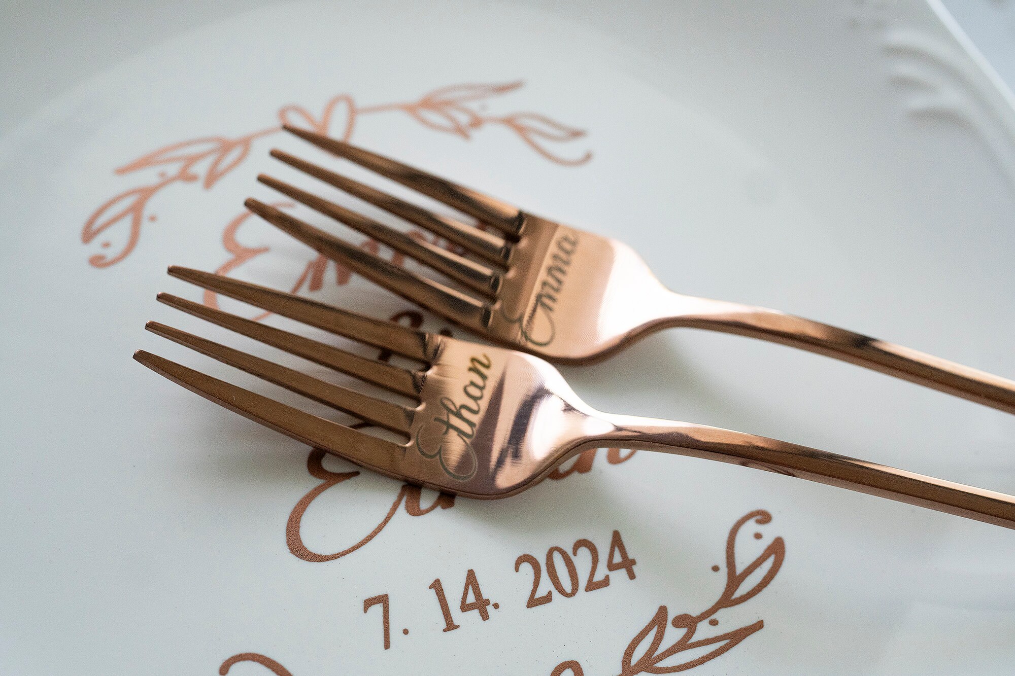 Personalized Wedding Cake Plate and Forks Set: Engraved Dessert Forks ...