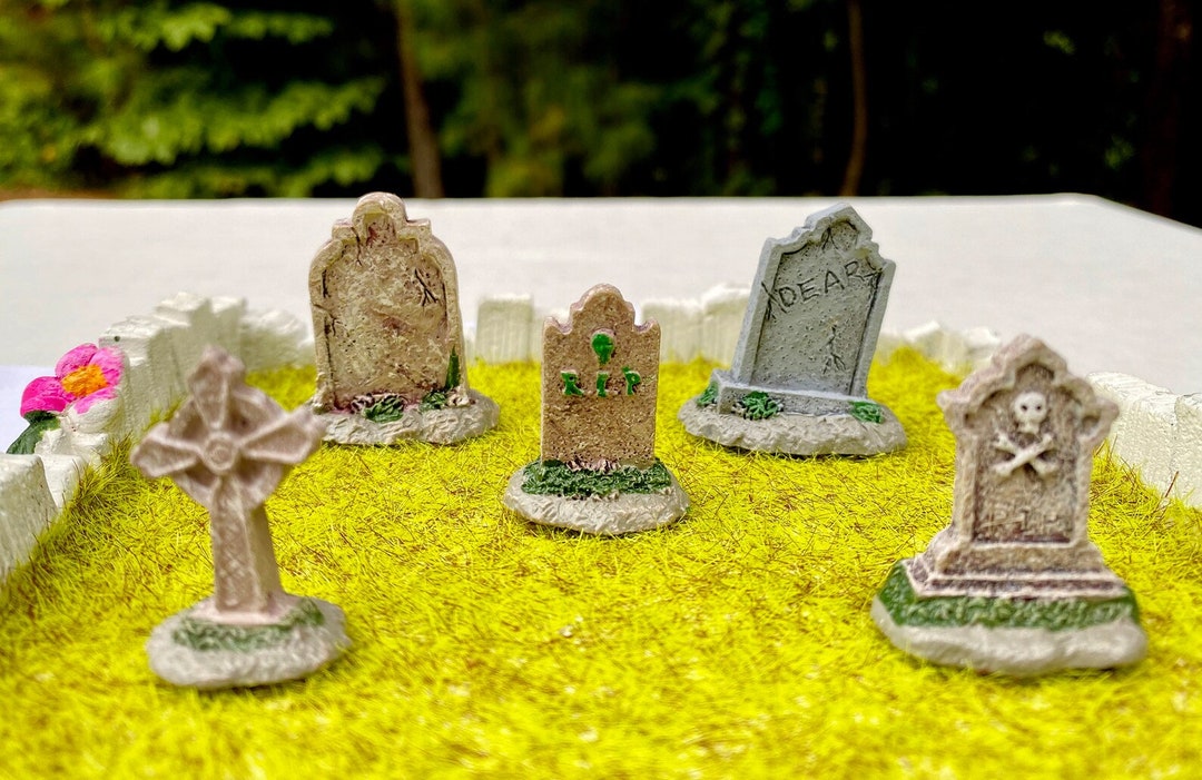 Miniature Halloween Tombstones the Perfect Spooky Addition to Fairy ...