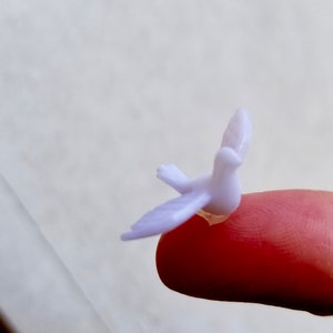 Miniature White Plastic Doves - Tiny and Perfect for Wedding and Party ...