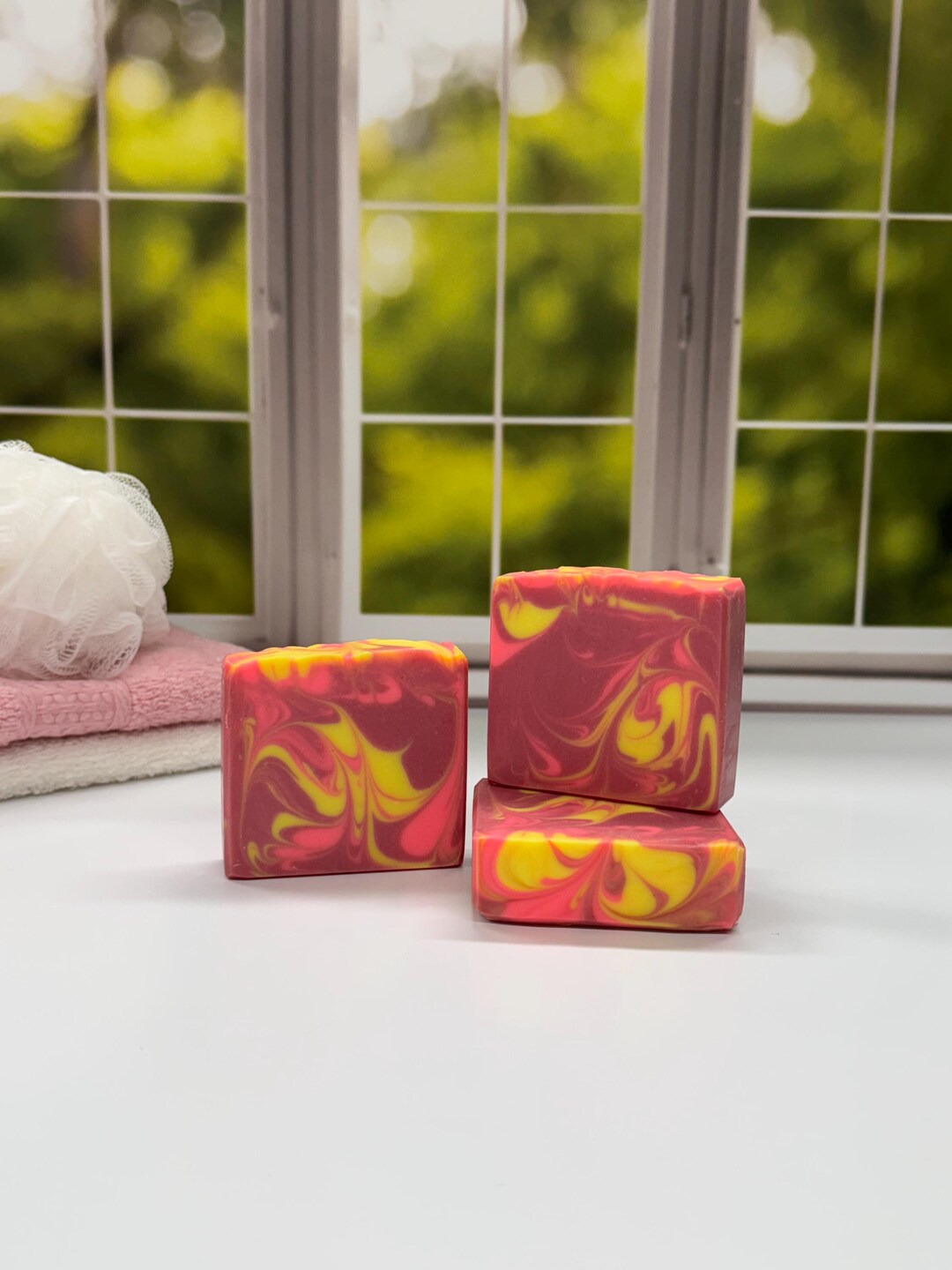 Raspberry Lemonade Soap / Artisan Soap / Handmade Soap / Soap / Cold Process Soap - Etsy