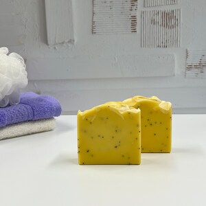 Lemongrass Poppy Seed Soap / Artisan Soap / Handmade Soap / Soap / Cold Process Soap - Etsy