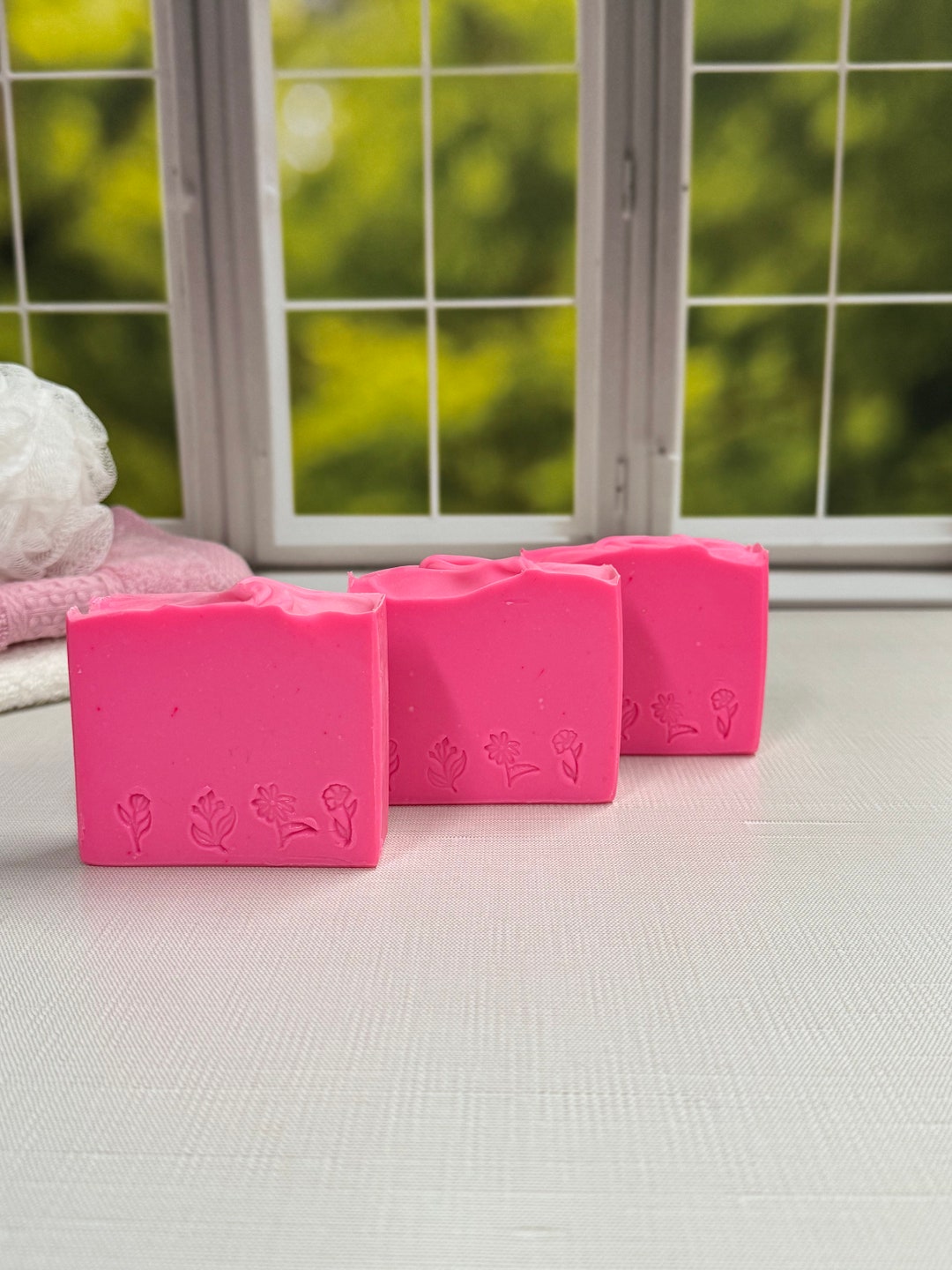 Peony Soap / Artisan Soap / Handmade Soap / Soap / Cold Process Soap - Etsy