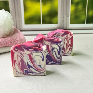 Black Raspberry Vanilla Soap/ Artisan Soap / Handmade Soap / - Etsy