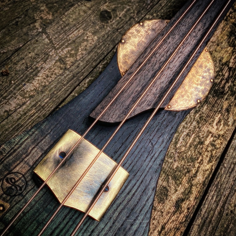Left-handed Bass Guitar/ Lefty Bass/ 3-string Bass/ Dashtick Bass - Etsy