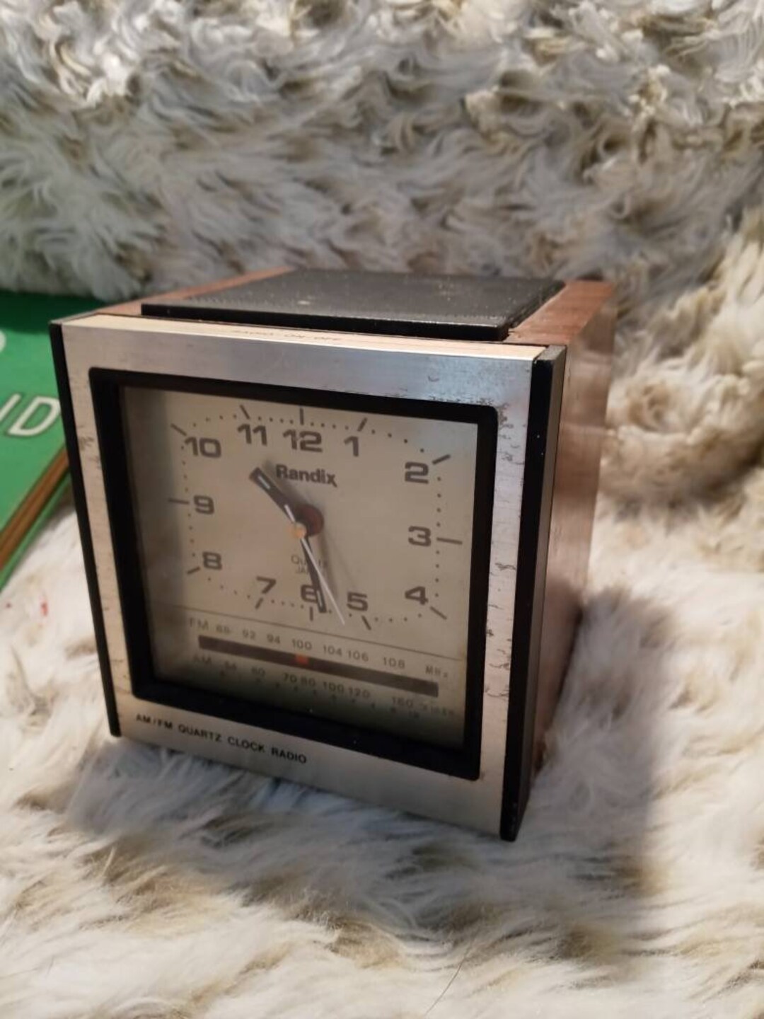 Vintage AM/FM Quartz Clock Radio Battery - Etsy