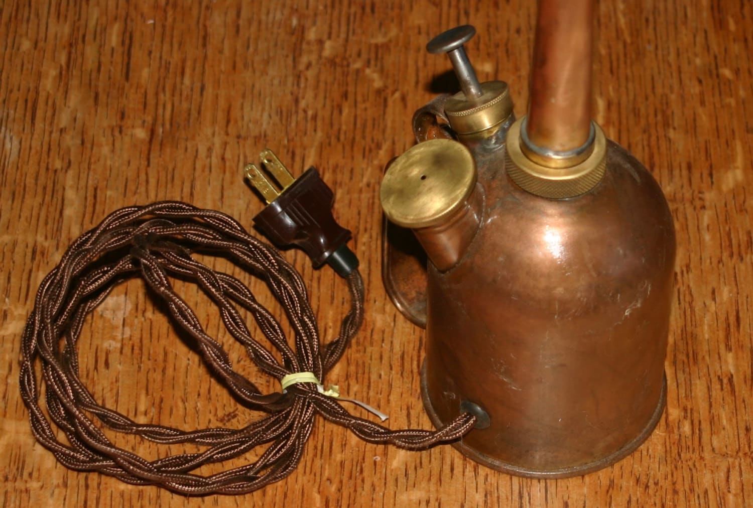 Vintage Eagle Pump Oil Can Lamp. Steampunk Retro Oiler, One of a Kind ...