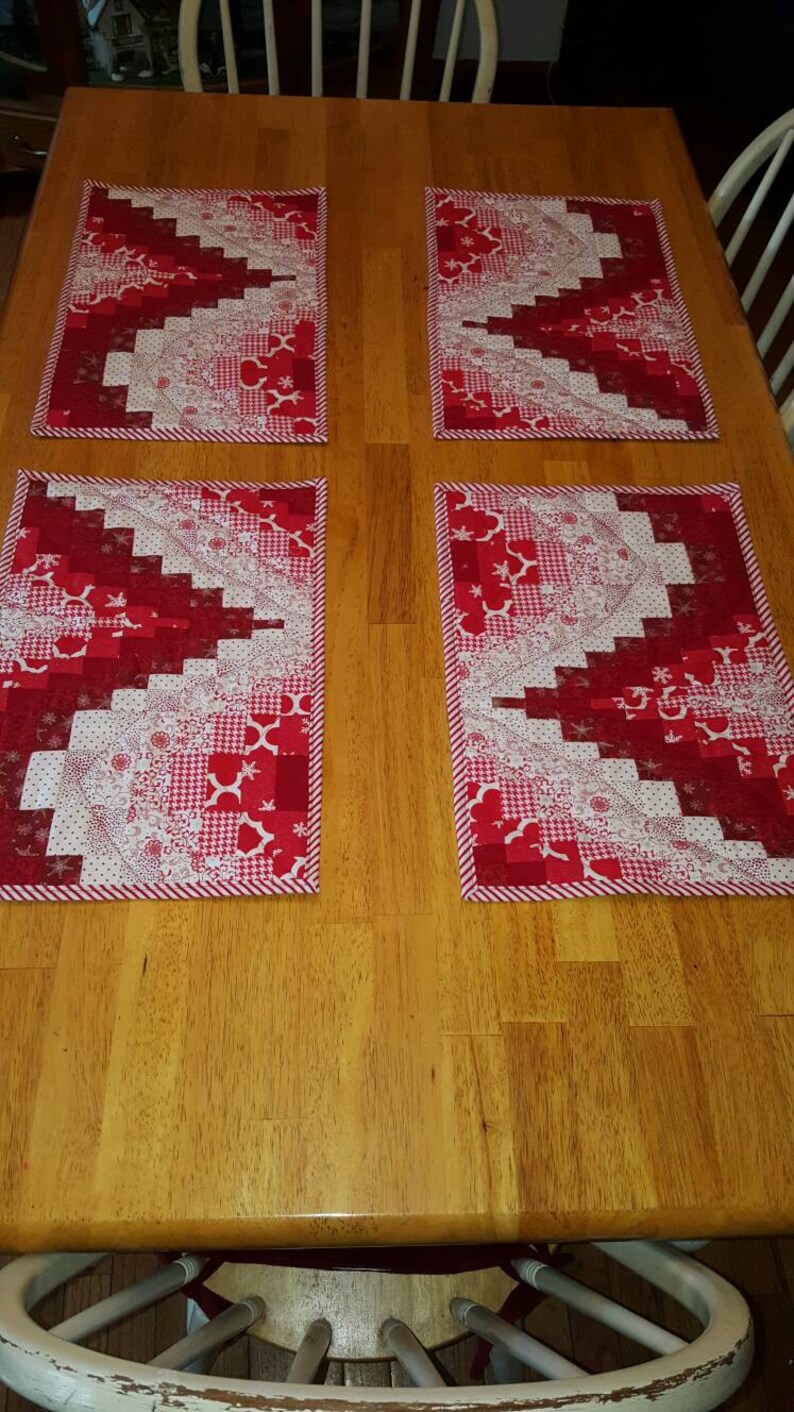 Christmas or Valentines Day Bargello Table Runner With 4 - Etsy