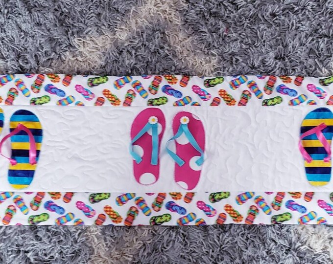 Summer Fun Flip Flop Quilted Table Runner - Etsy