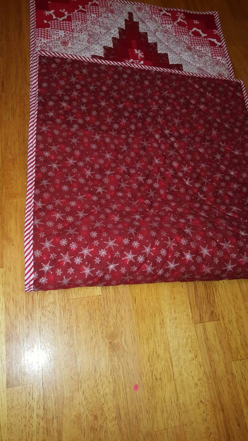 Christmas or Valentines Day Bargello Table Runner With 4 - Etsy