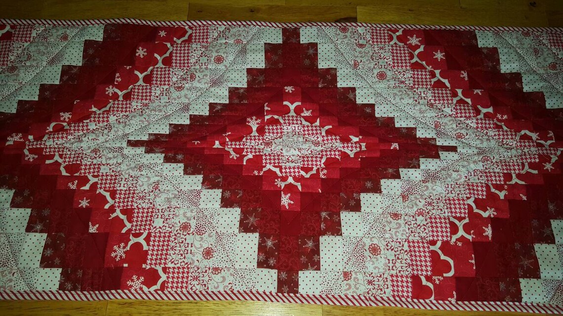 Christmas or Valentines Day Bargello Table Runner With 4 - Etsy