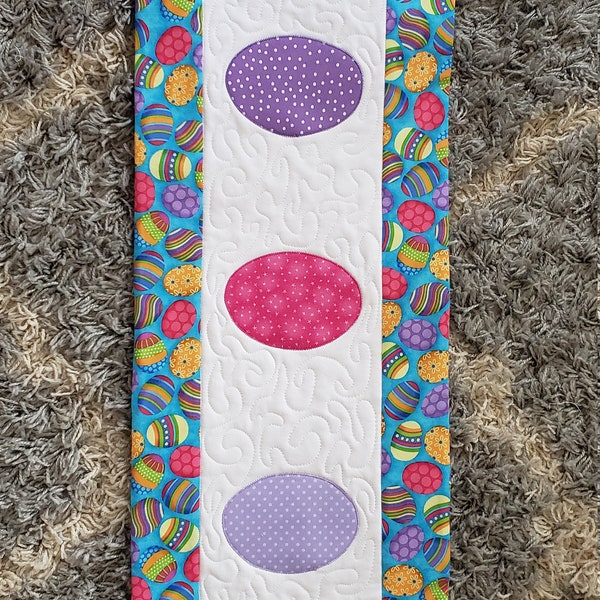 Easter Table Runner - Etsy