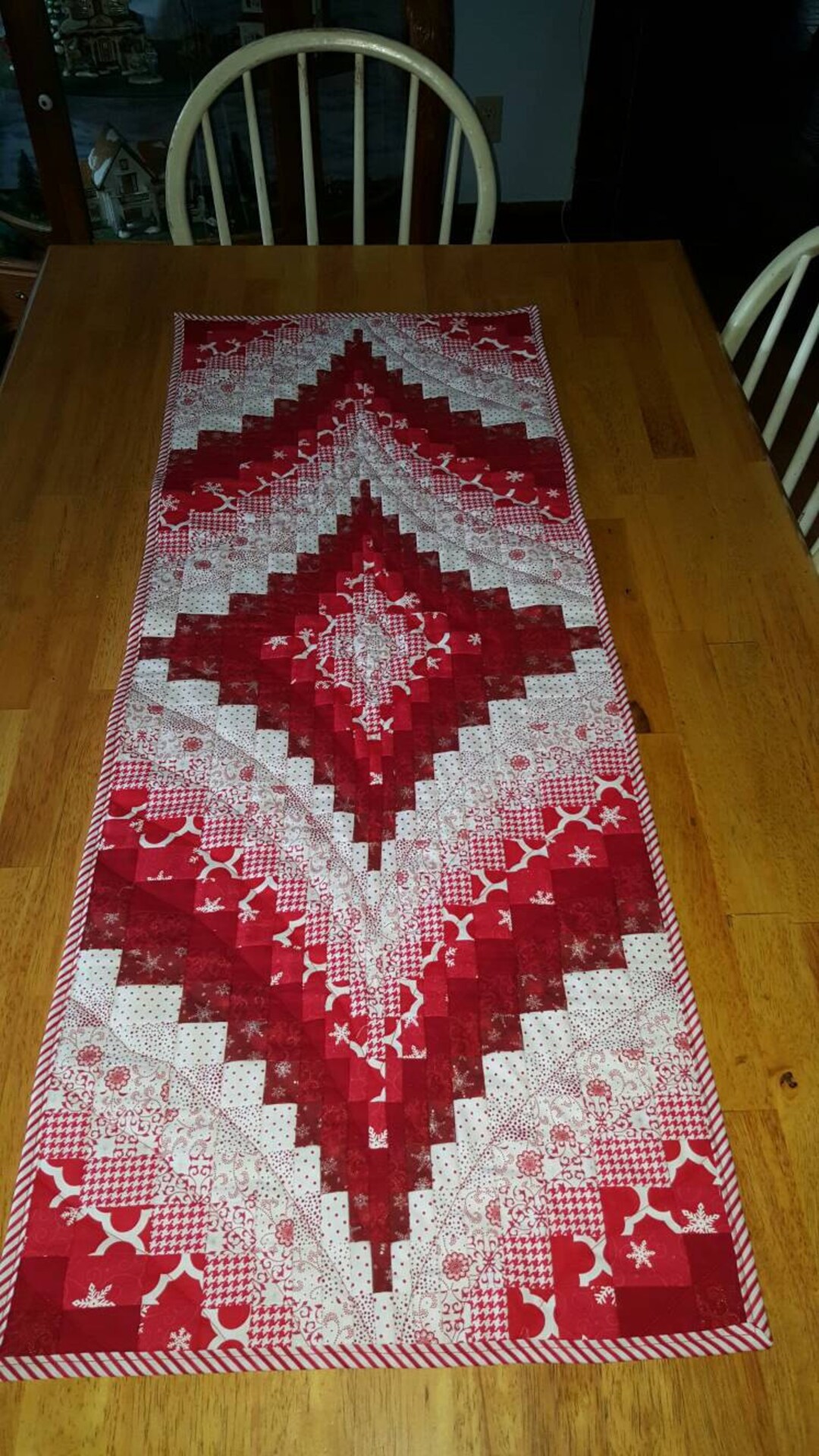 Christmas or Valentines Day Bargello Table Runner With 4 Matching ...