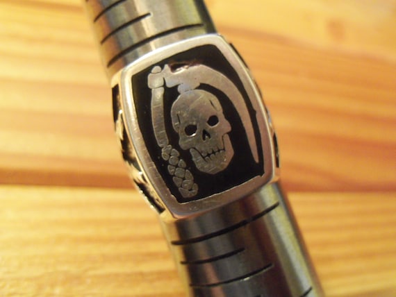 Grim Reaper Skull & Sickle Lightning Bolts Deluxe Gri… - Gem
