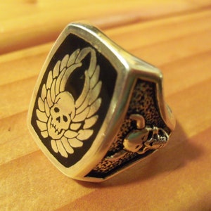 Winged Fury Skull With Skulls With Horns on Sides Biker Ring # W-2 - Etsy