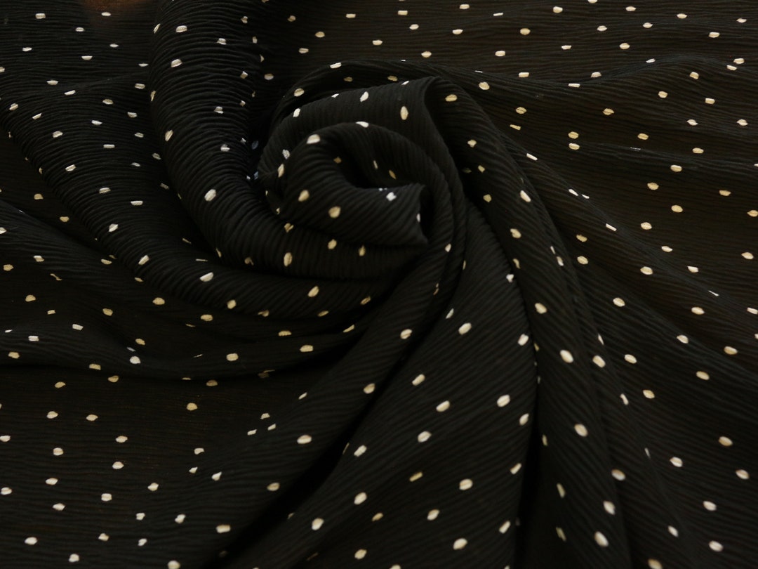 Crinkle Georgette Fabric Polka Dot Design Black and Off-white 2-way ...