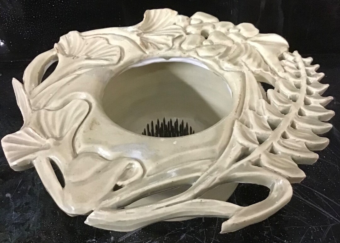 Pin Frog Vase - Etsy