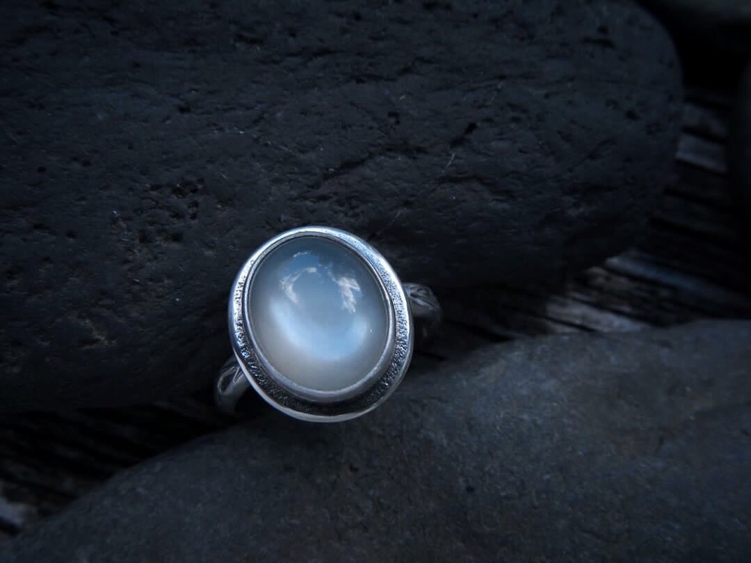 Whote Indian Moonstone Simple Silver Ring Silversmith Jewelry Handmade ...