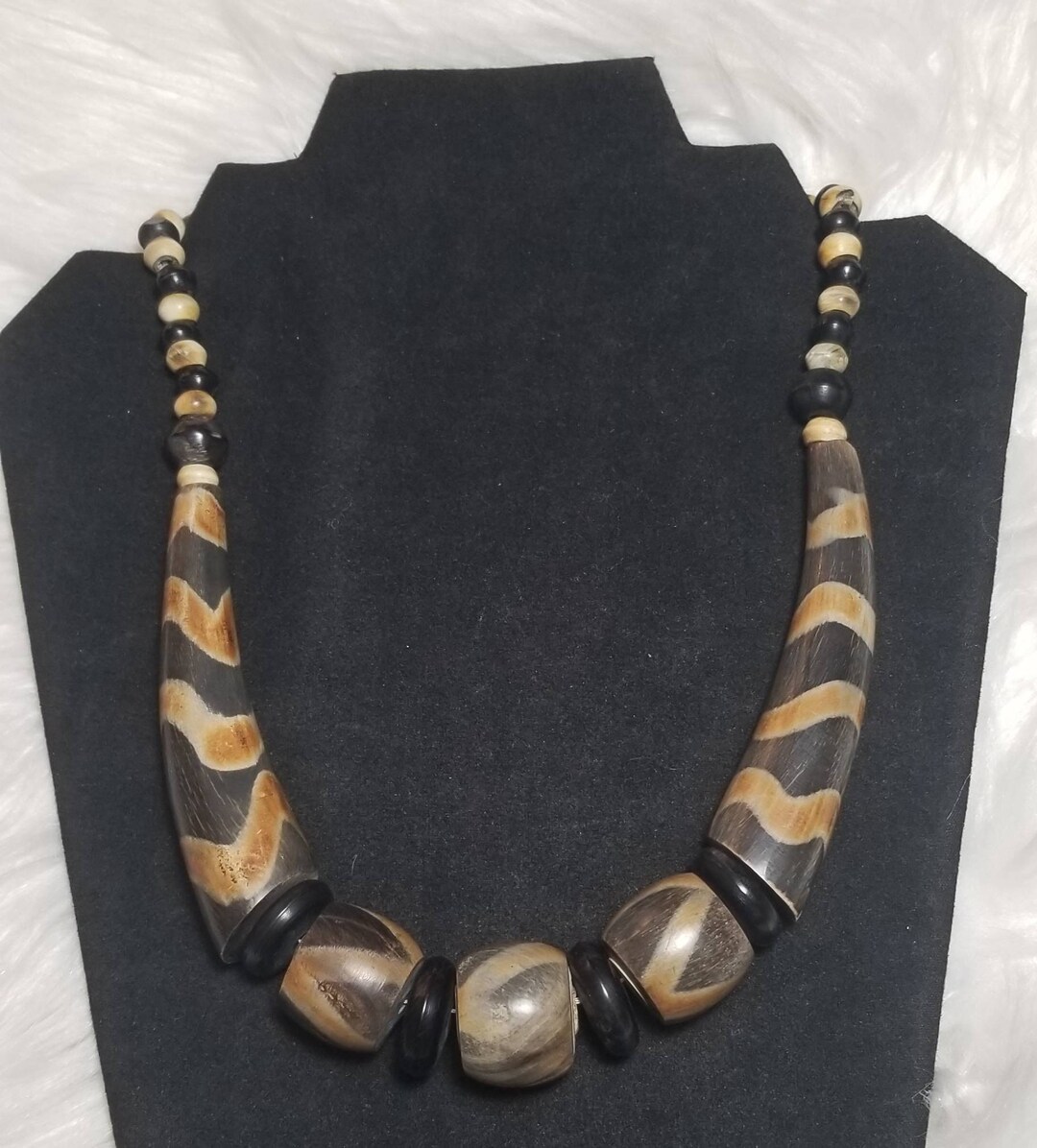 Vintage Large Dyed Horn Beaded Necklace - Etsy