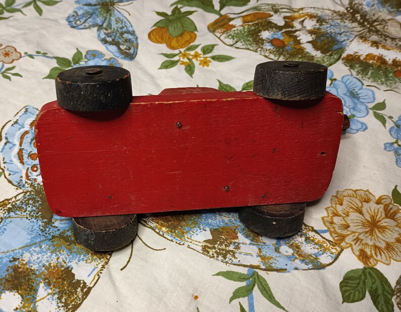 Vintage 1940s Red Wooden Tank Toy beachhead Bess - Etsy