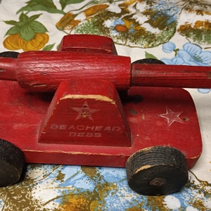 Vintage 1940s Red Wooden Tank Toy "beachhead Bess"- SUPER RARE - Etsy