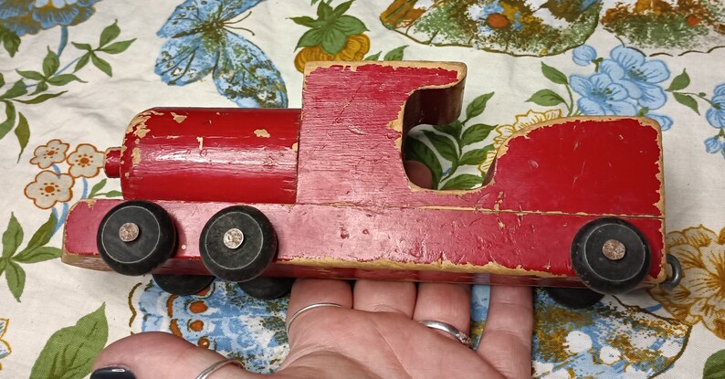 Vintage 1940s Red Wood Tank Engine - Etsy