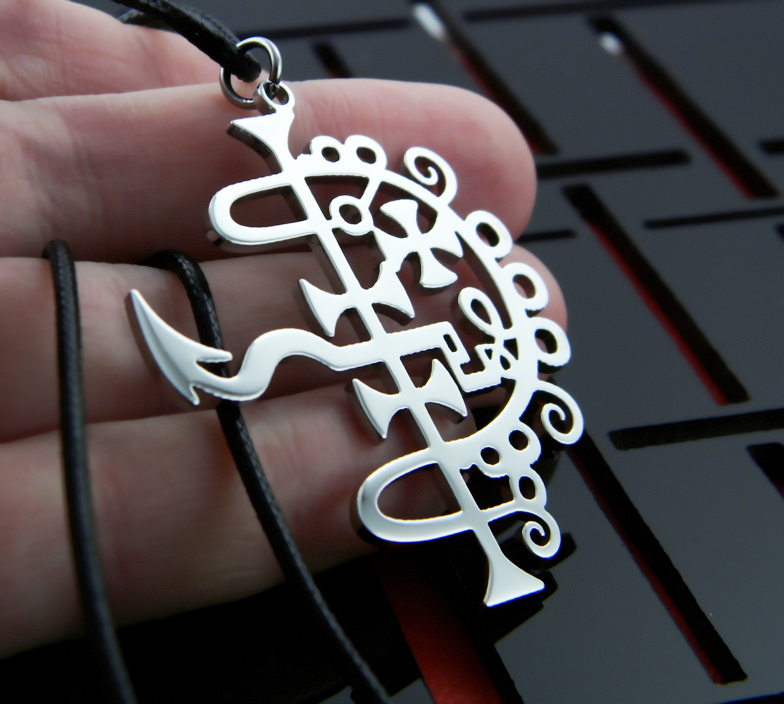 Asmodeus Sigil pendant-Goetia Asmodeusl-Demon Sign-Demonic | Etsy