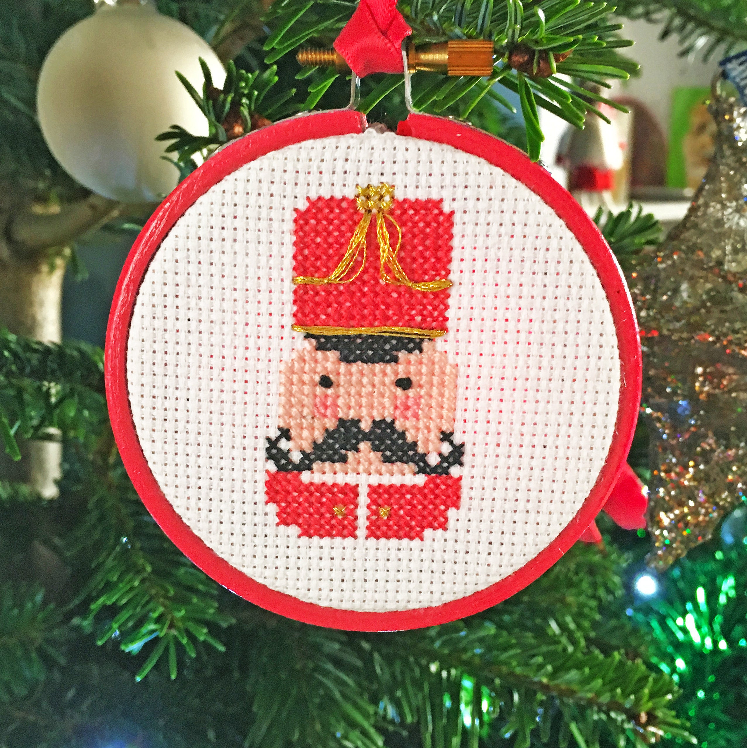 Christmas Cross Stitch Kit Make Your Own Christmas Decorations Festive ...
