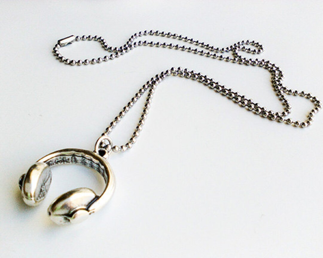 Headphone Necklace for Men, Chain Charm Pendant, Mens Metal Jewelry ...