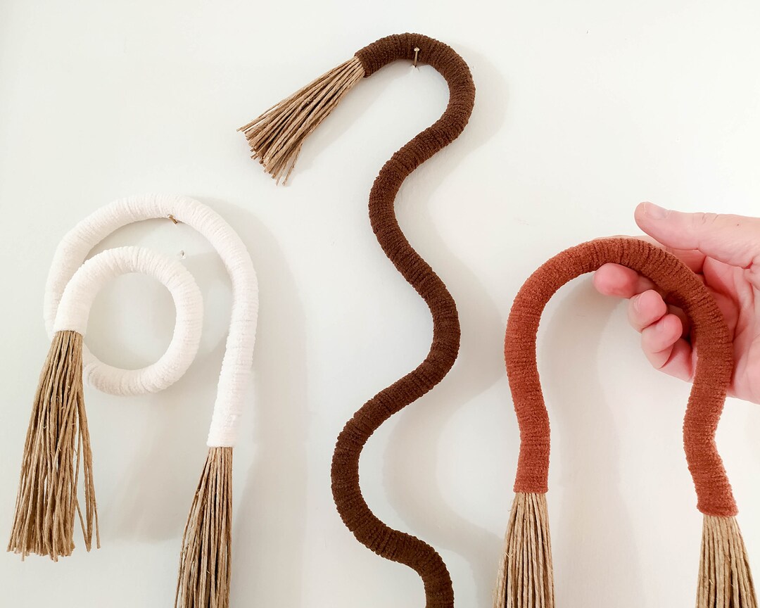 Squiggle Wall Art, Wrapped Wall Hanging Wavy Form, Modern Minimalist ...