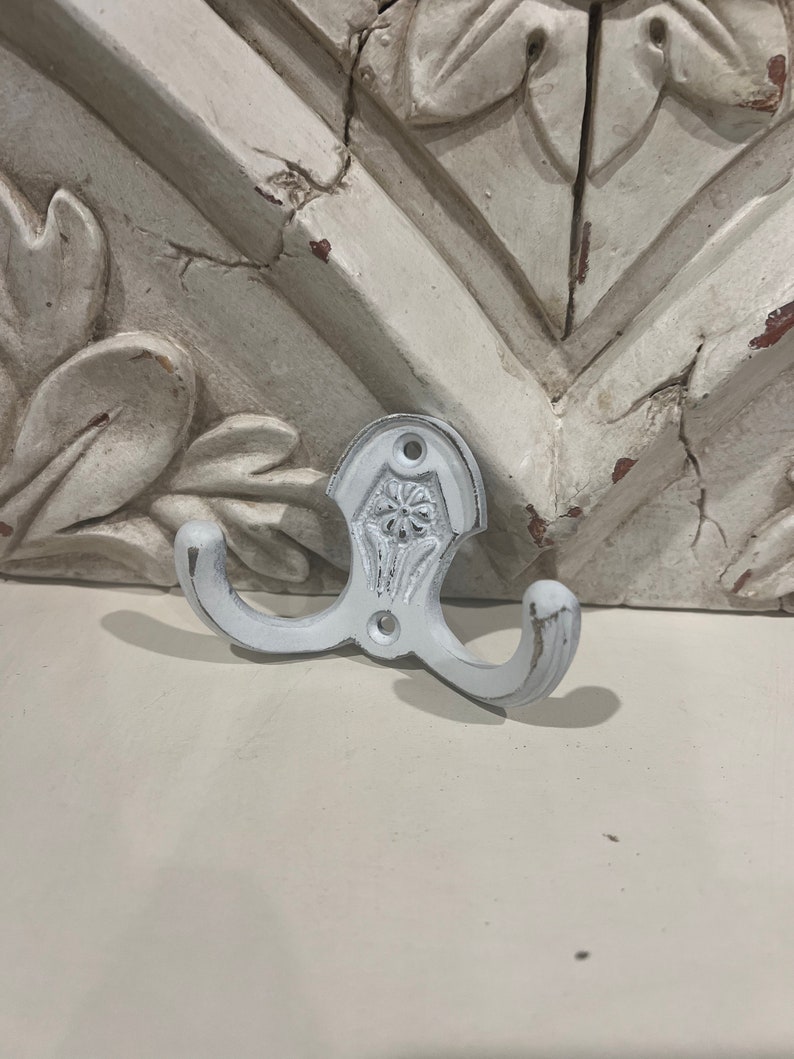 Hook / Carved Flower Metal Hook / Metal Hanger / Wall Decor / Shabby ...