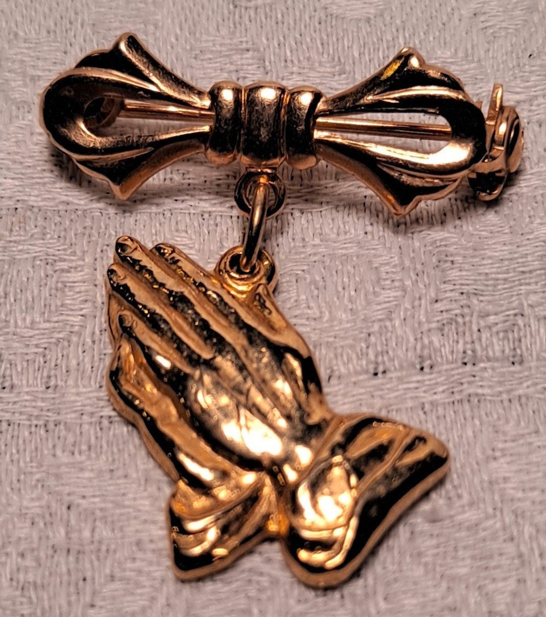 Antique Praying Hands Pin New Old Stock - Etsy