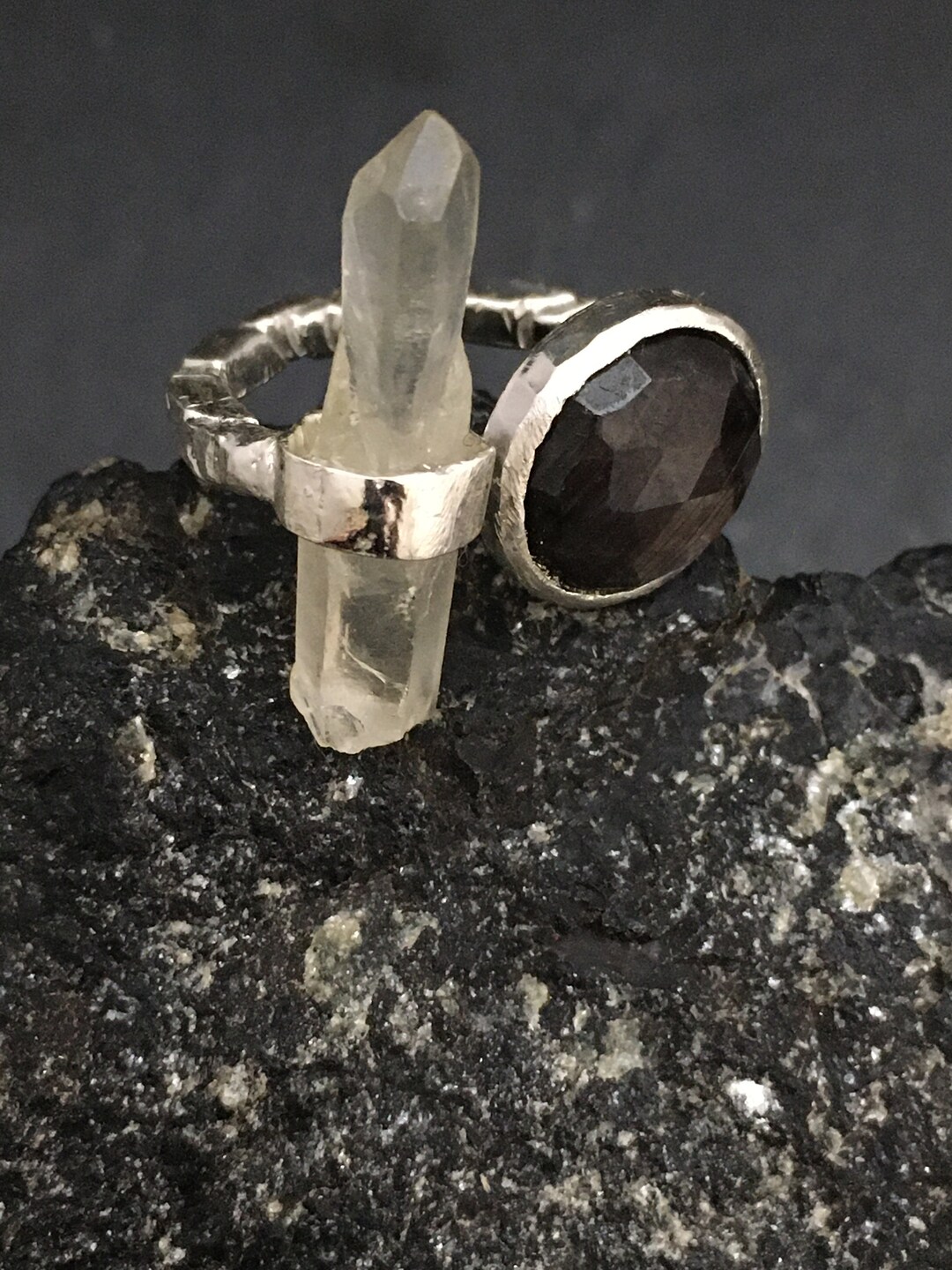 SHIVA Shakti Ring - Quartz Crystal Shard & Dark Grey Sapphire - Etsy UK